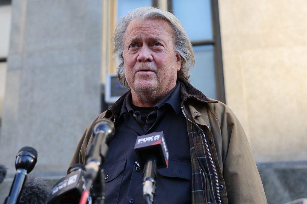Steve Bannon pleads guilty to border wall scam that defrauded people ...