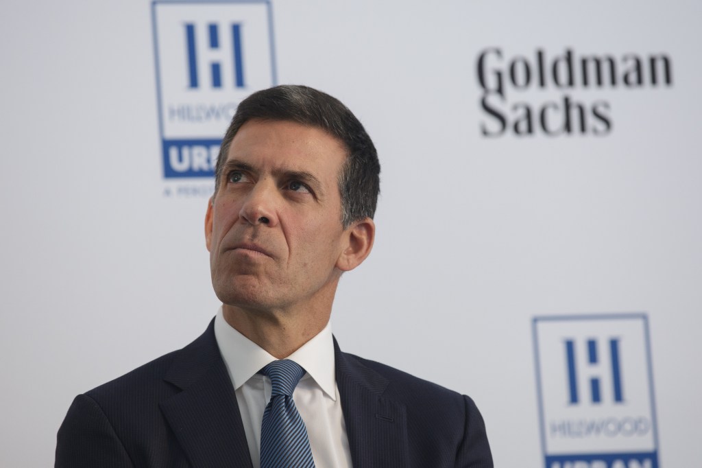 Banks are shelling out millions to lock in their next CEO | Fortune