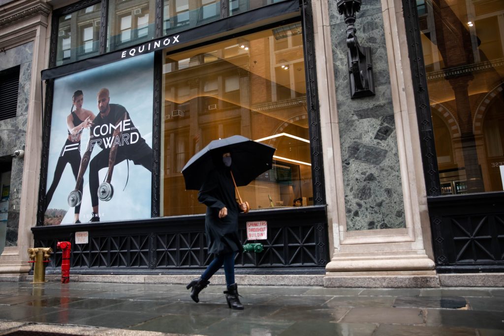 AI massage startup raises $83 million, brings robots to Equinox ...