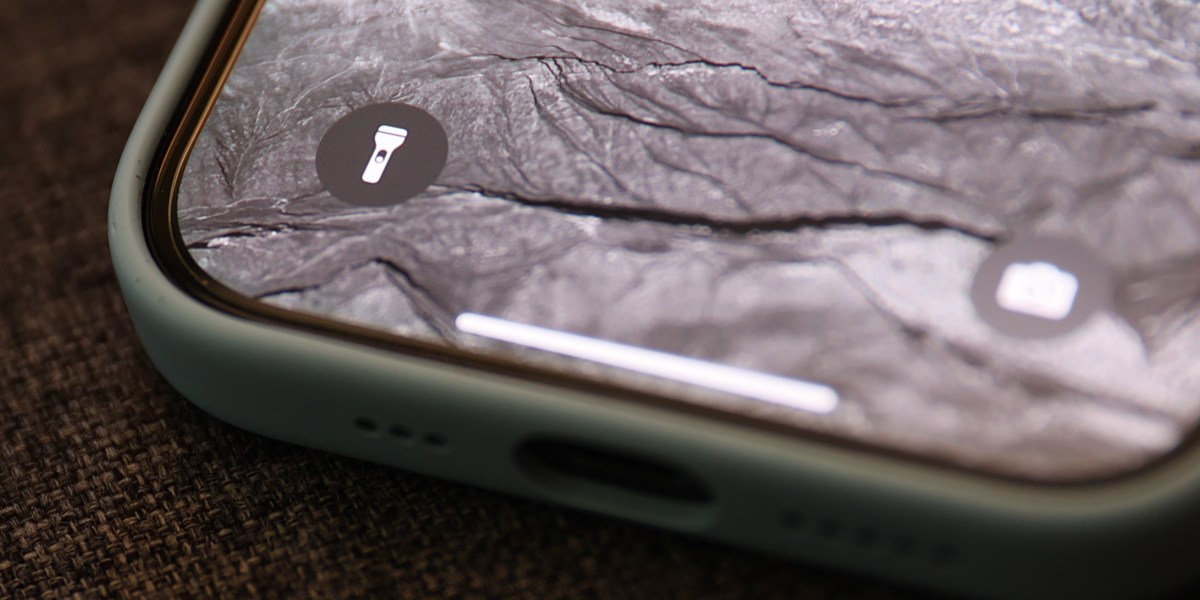 Data Sheet: Tech market meltdown, Apple software revamp, ServiceNow ...