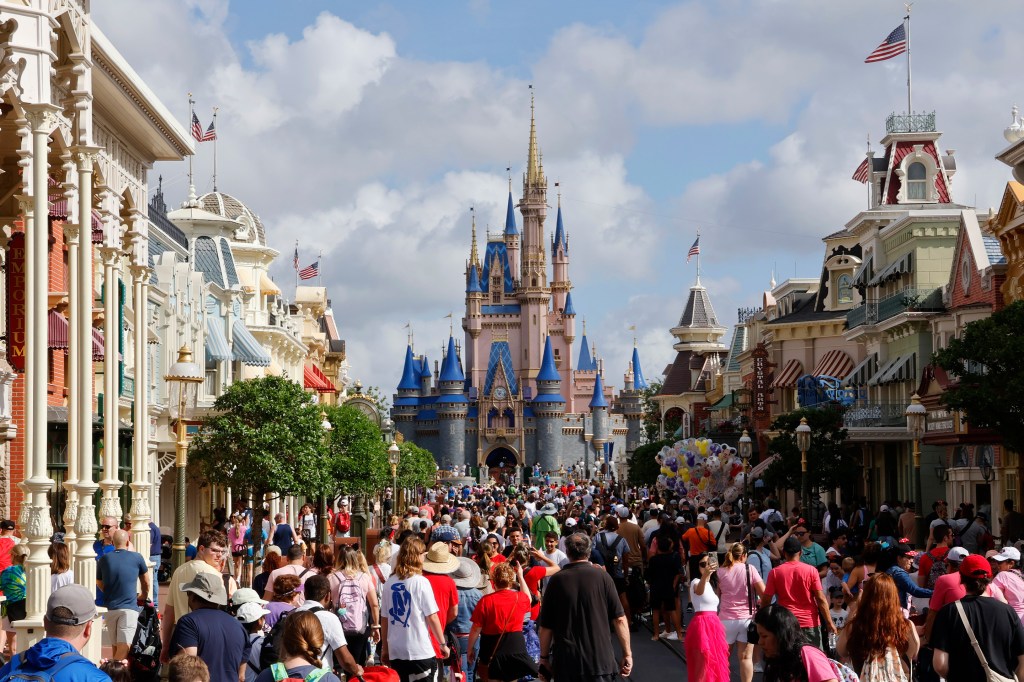 Walt Disney (DIS): Company Profile, Stock Price, News, Rankings | Fortune