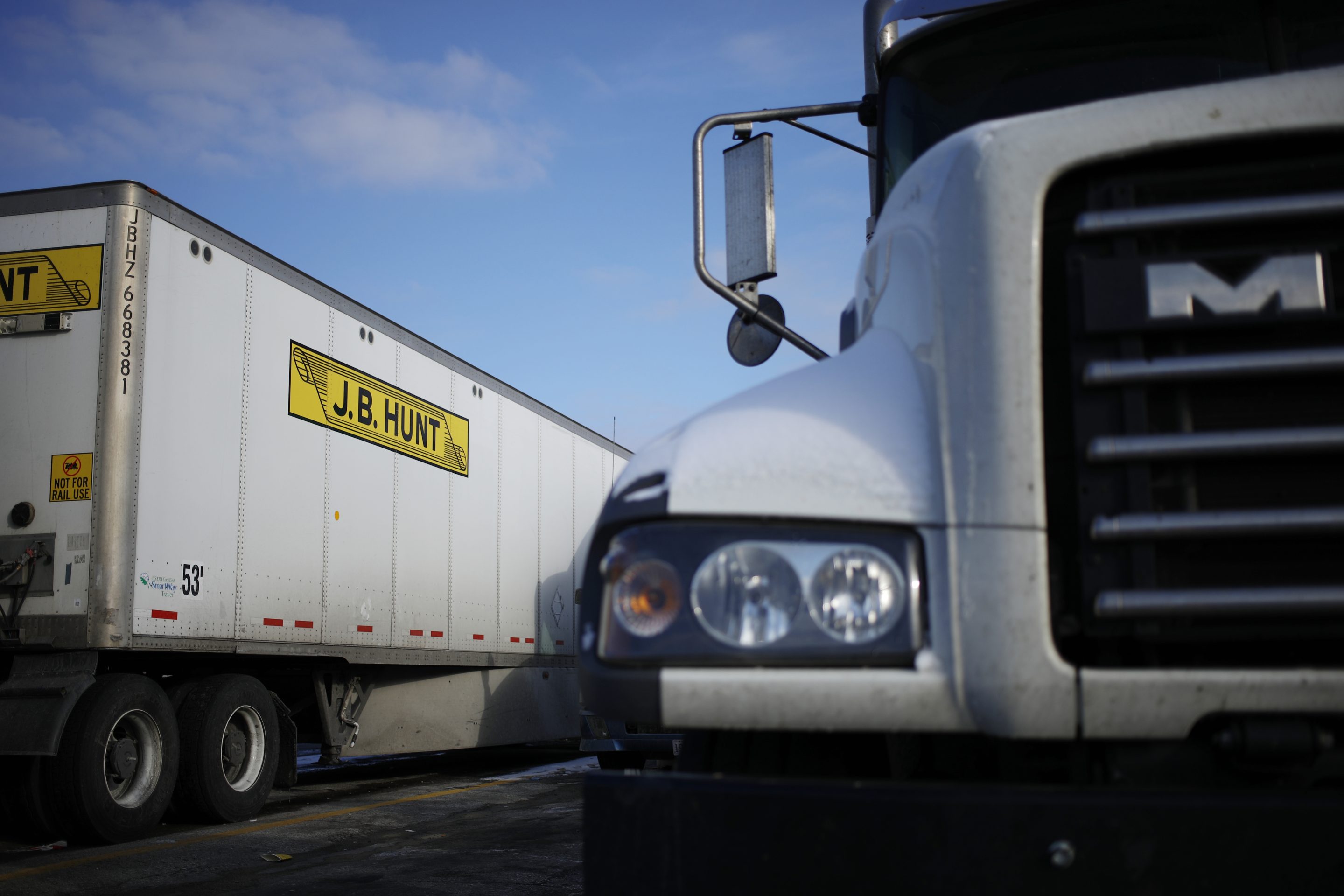 J.B. Hunt Transport Services (JBHT): Company Profile, Stock Price, News ...