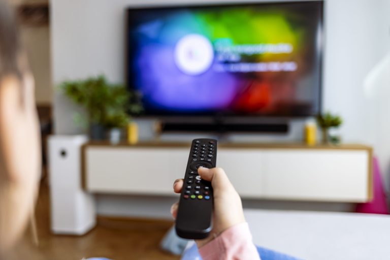 Charter Communications plans to buy Cox Communications for $21.9 ...