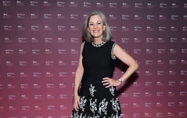 Foot Locker CEO Mary Dillon's success makes Wall Street question Dick's ...