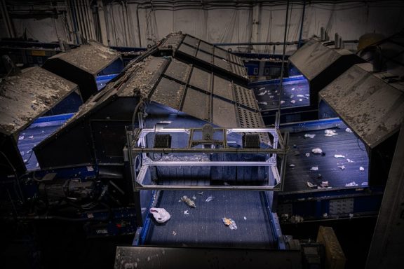 Will recycling ever be profitable? AMP Robotics is using AI to make it ...