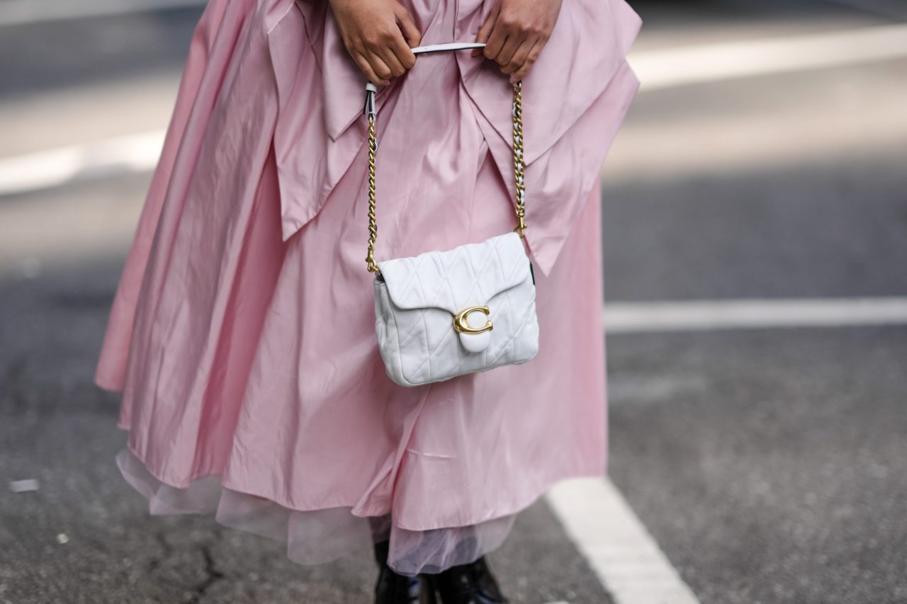 Coach’s hit handbag shows how less-expensive luxury is gaining ground ...