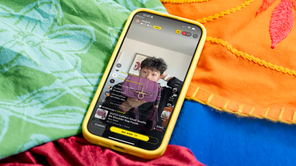 Livestreaming shopping app Whatnot will sell $6 billion in goods this ...