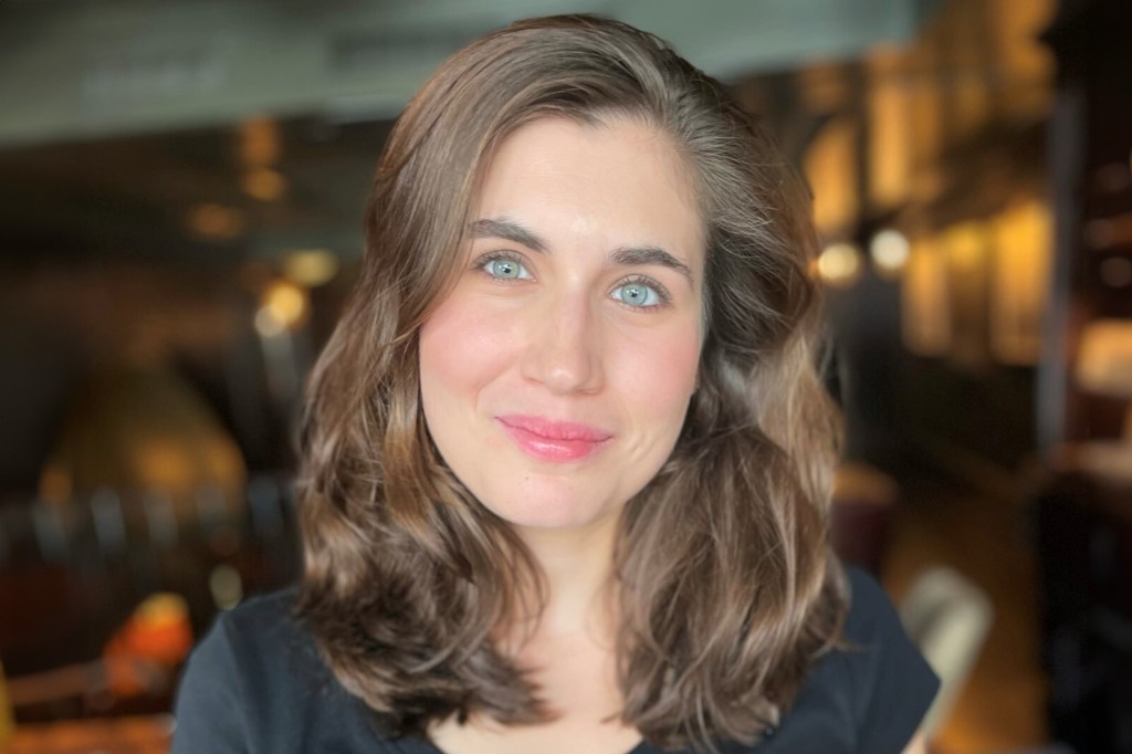 A record 360,000 students applied for a Goldman Sachs internship this ...