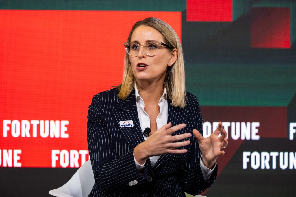 Royal nude stunning and statuesque Chinese girl that truly