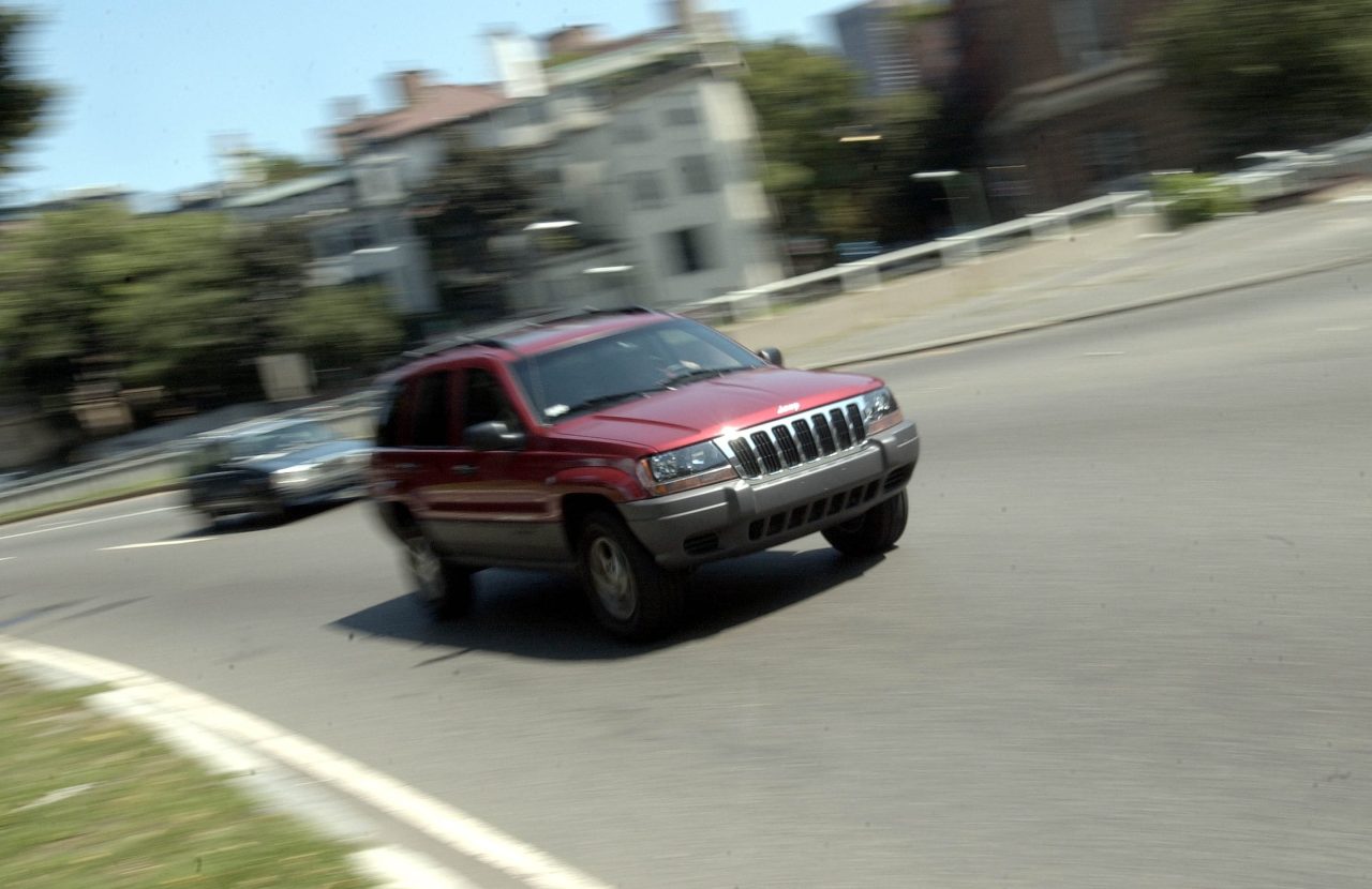 Jeep Cherokee's comeback penciled in to pivot around $1.7 billion ...