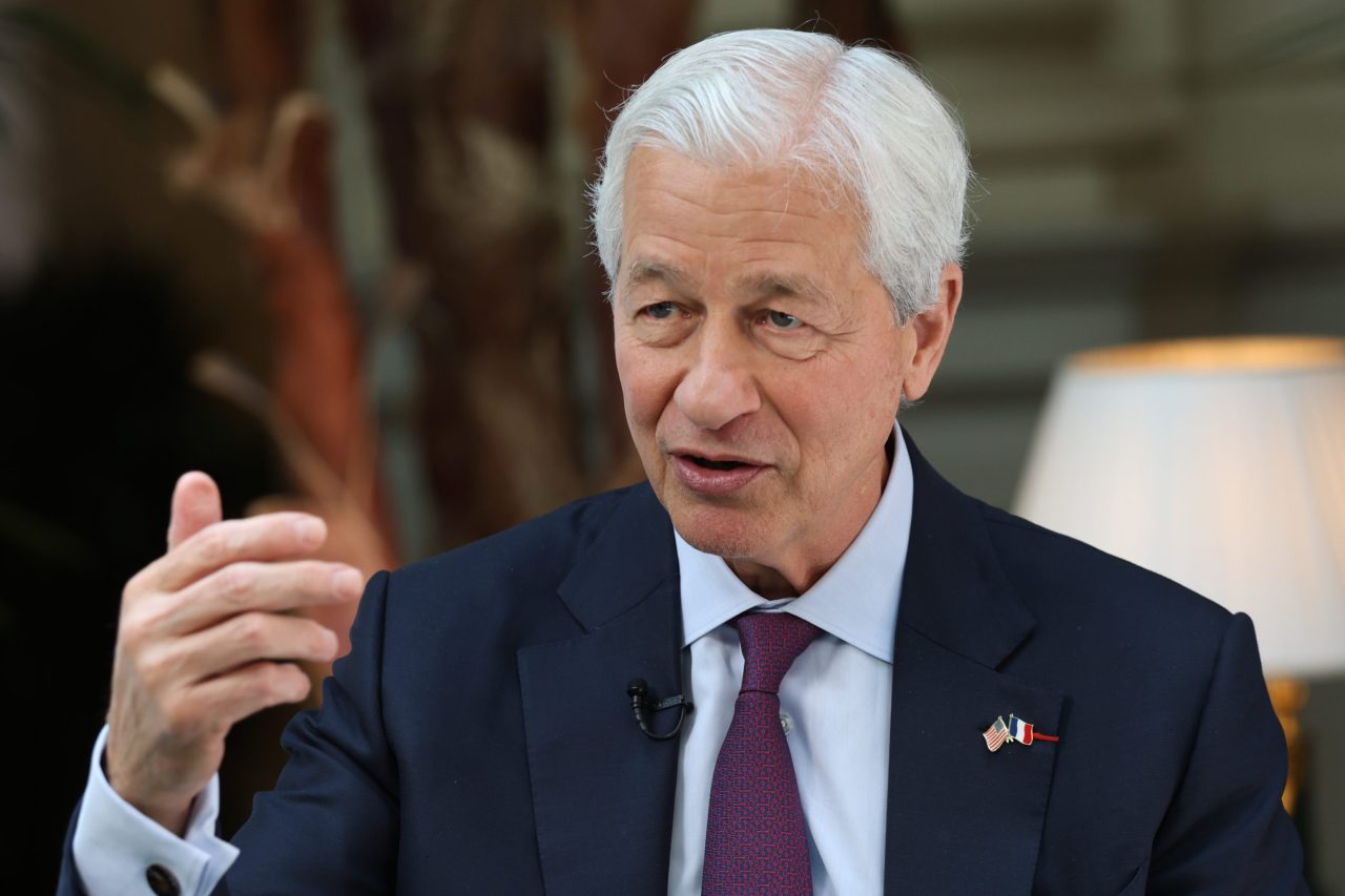 Jamie Dimon bought his first stock at 14. His billion-dollar management ...