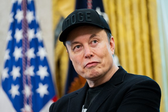 Tesla misses Wall Street expectations on revenue, earnings per share in ...