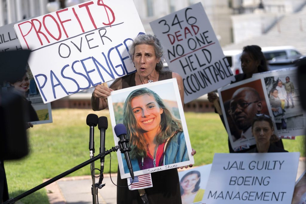 Families of 737 Max crash victims push to appoint a special prosecutor ...