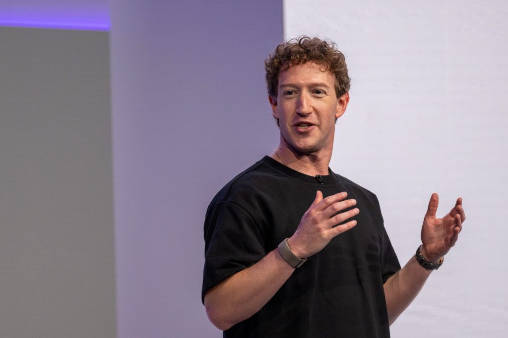 Mark Zuckerberg says Meta Superintelligence Labs has a 'flat ...