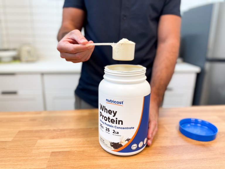 8 Best Protein Powders of 2025 | Fortune