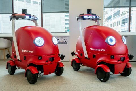 Meet Dot: DoorDash's new 5-foot, 350-pound robot delivery driver that ...