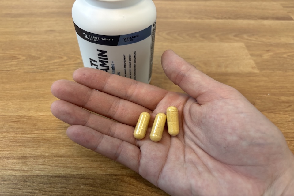 Best Multivitamins for Men: Expert Approved | Fortune