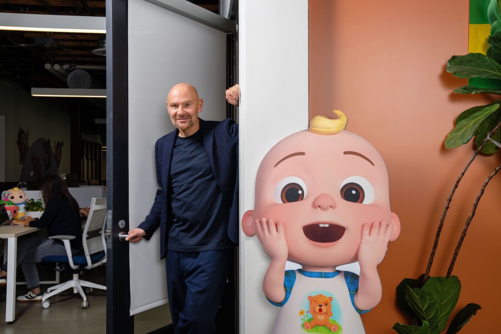 Meet the New York Times CEO who's outmaneuvering tech, Trump, and an ...