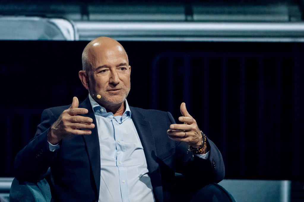 Jeff Bezos is reportedly becoming a CEO again—and it's for a $6.2 ...