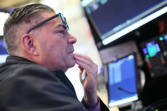 Fannie, Freddie shares mimic meme-stock mania with wild swings | Fortune