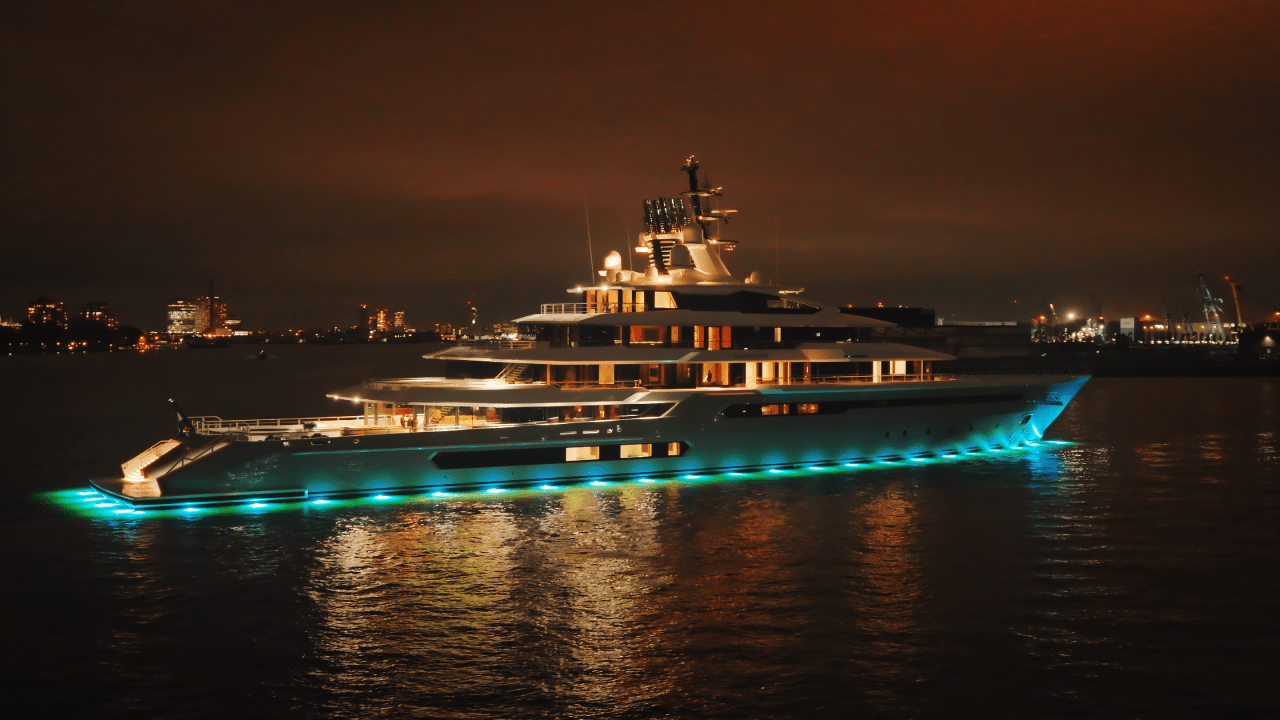 Inside billionaire Gabe Newell's new $500 million superyacht, which has ...