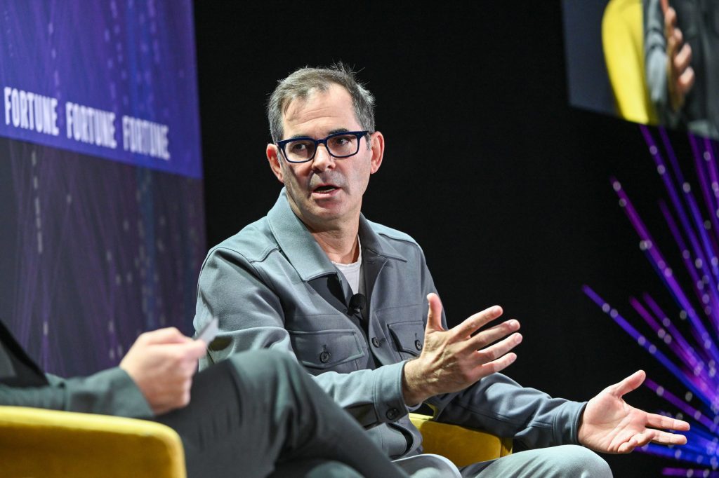 Bill Gates offers to let anyone download the first operating system he ...