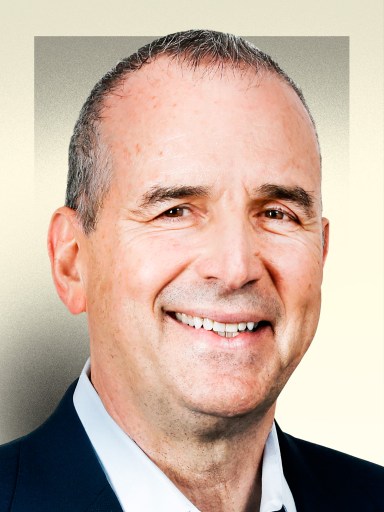GE HealthCare CEO Peter Arduini is forging a new chapter while drawing ...