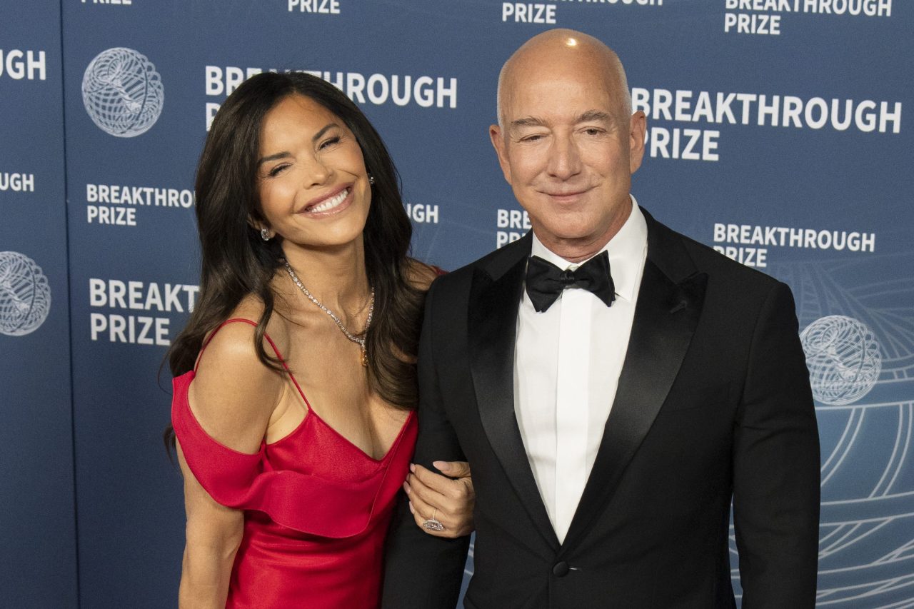 Jeff Bezos and Lauren Sánchez Bezos commit $102.5 million to ...