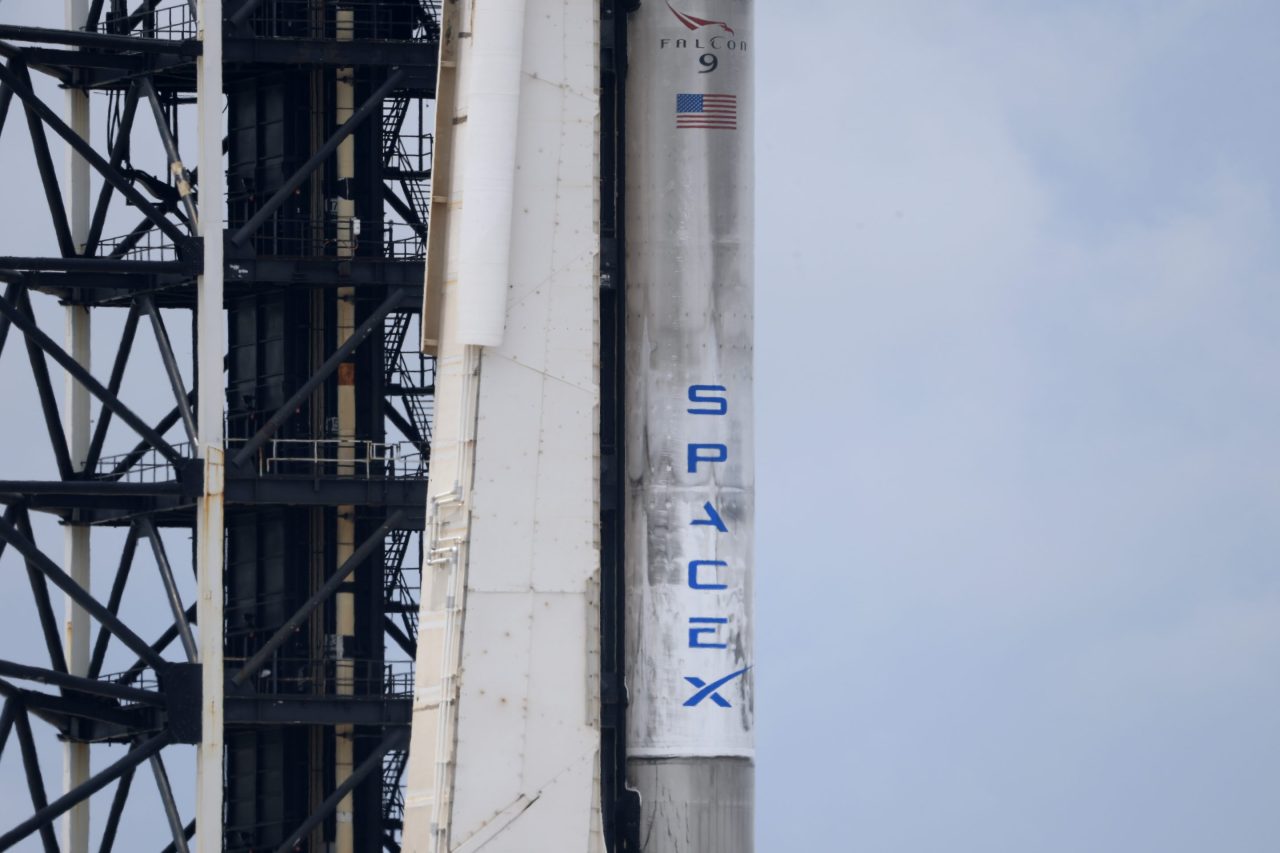 SpaceX sets $800 billion valuation, confirms 2026 IPO plans | Fortune