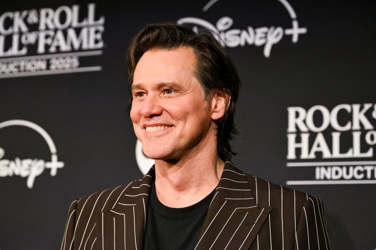 Jim Carrey nearly quit 'Grinch'—Then the founder of SEAL Team Six came ...