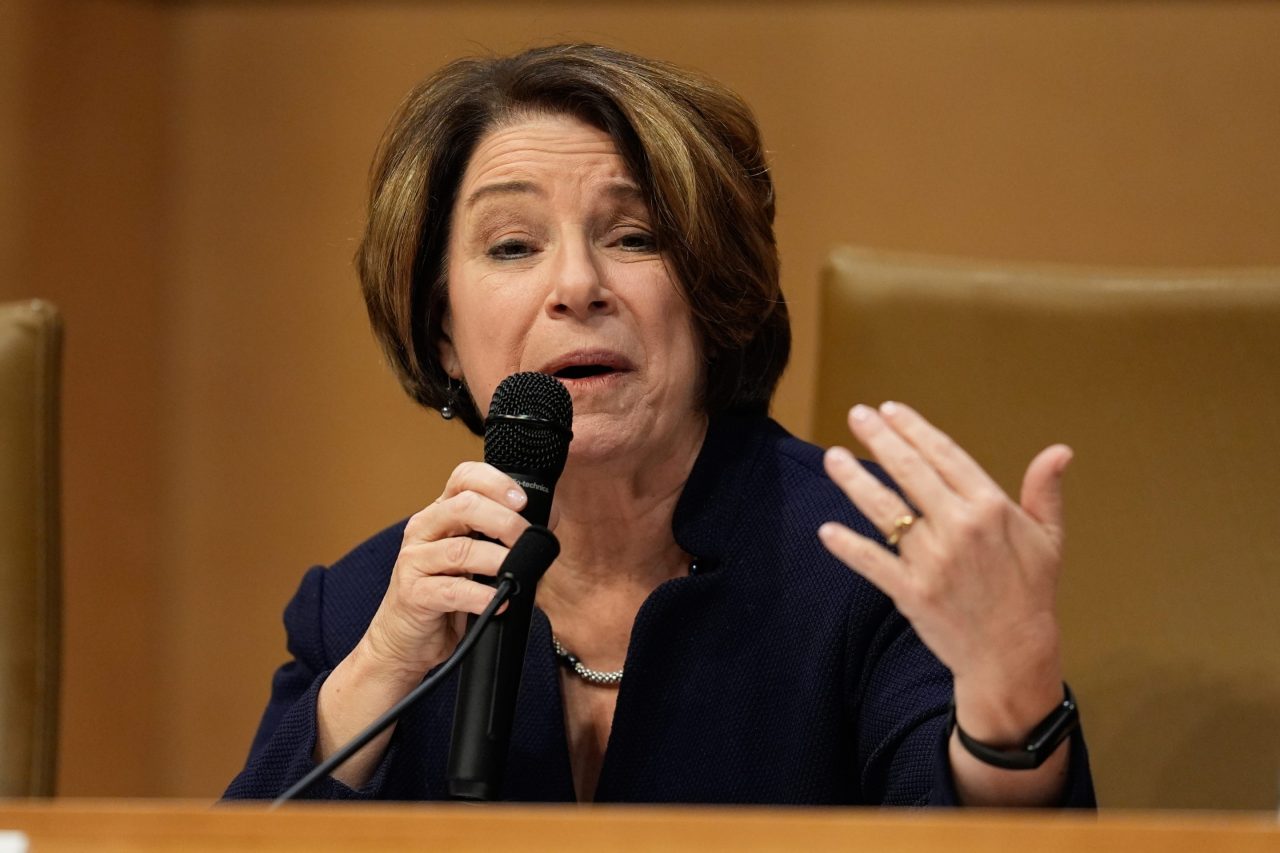 Amy Klobuchar to run for Minnesota governor with Tim Walz vacating seat ...