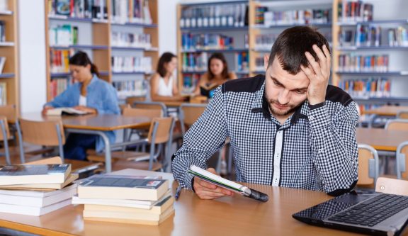Gen Z are arriving to college unable to even read a sentence—professors ...