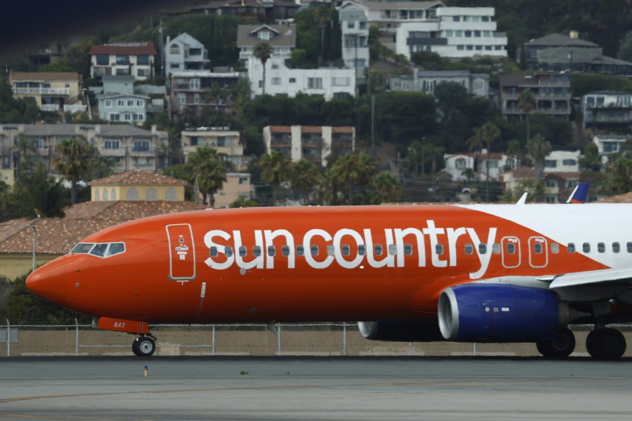 Allegiant to acquire Sun Country in deal valued at $1.5 billion | Fortune