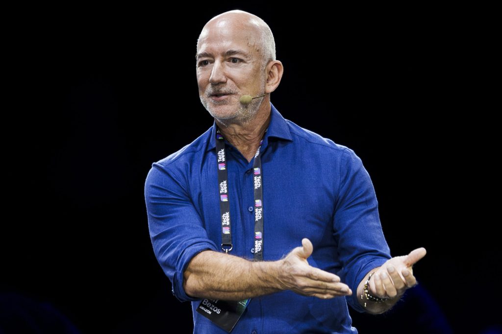 Jeff Bezos capped his Amazon salary at $80,000 | Fortune