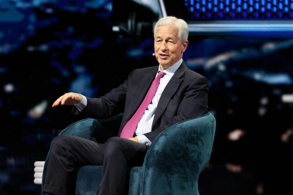 JPMorgan CEO Jamie Dimon is done being 'binary' amid political ...