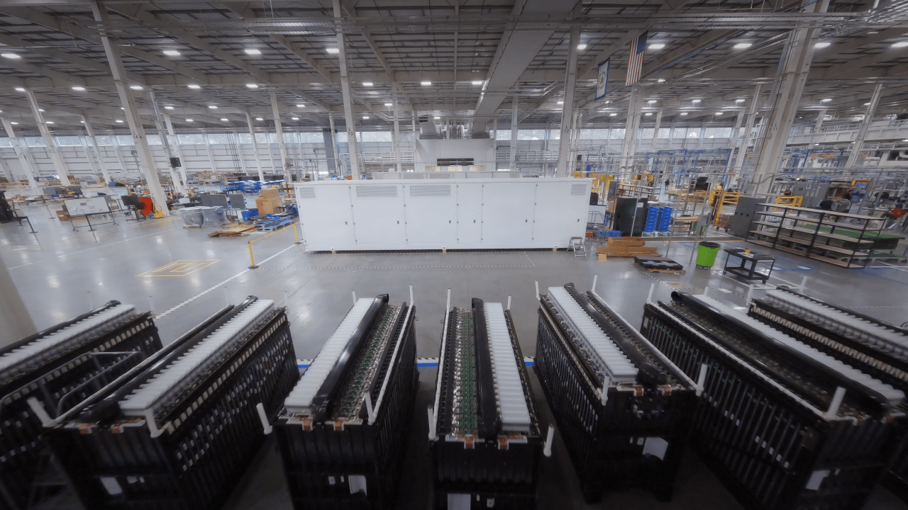Google is building the world’s largest battery system with a massive ...