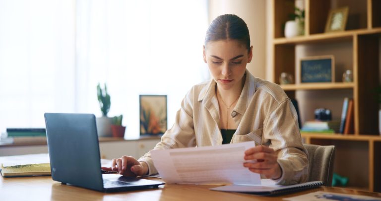 The job market is so tough white-collar workers are 'reverse recruiting ...
