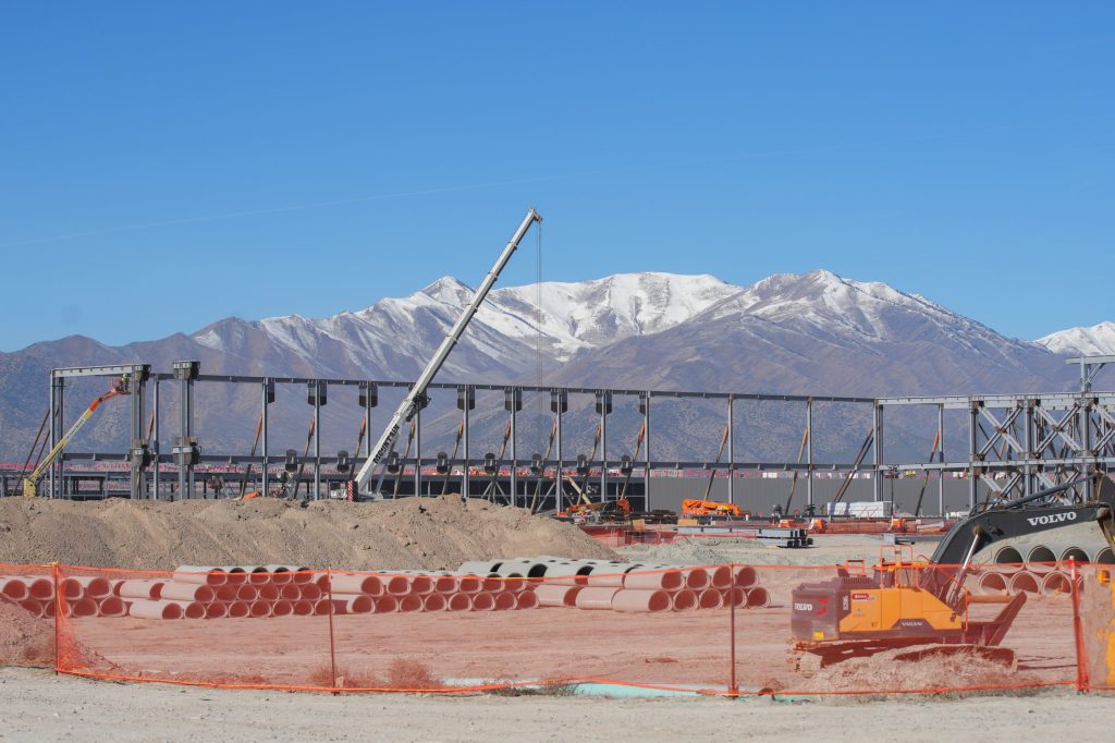 Moody’s flags $662 billion risk at the heart of the data center build ...