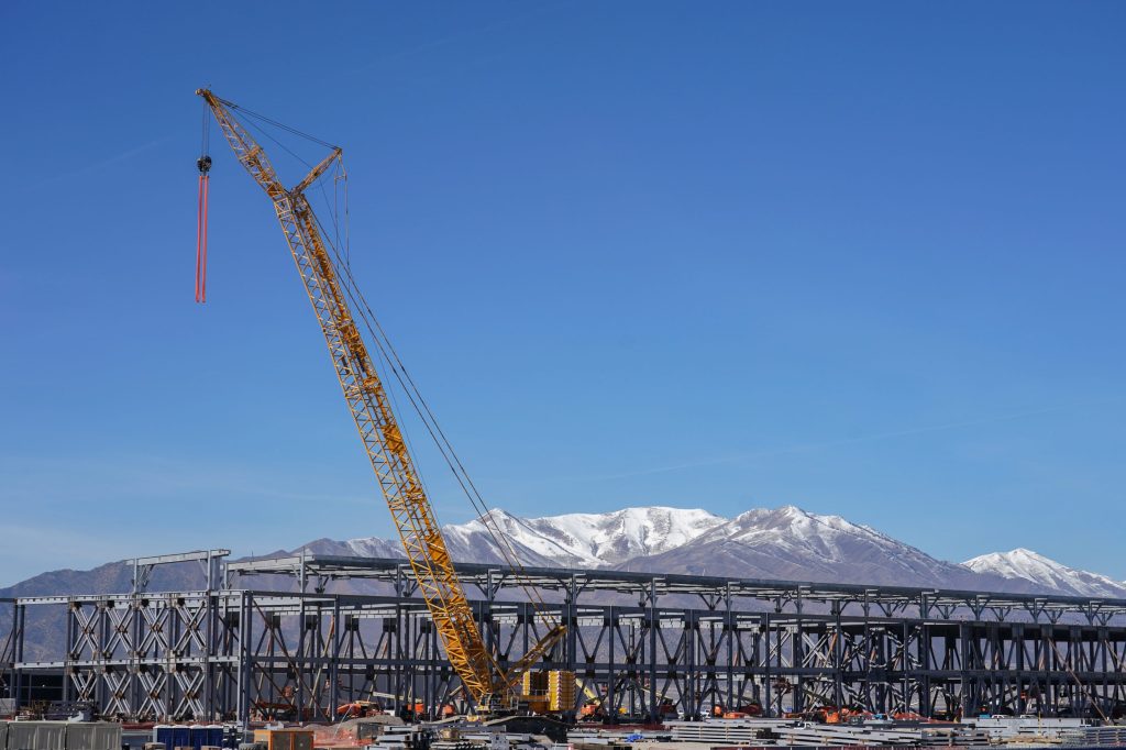 The U.S. construction industry will need half a million new workers ...