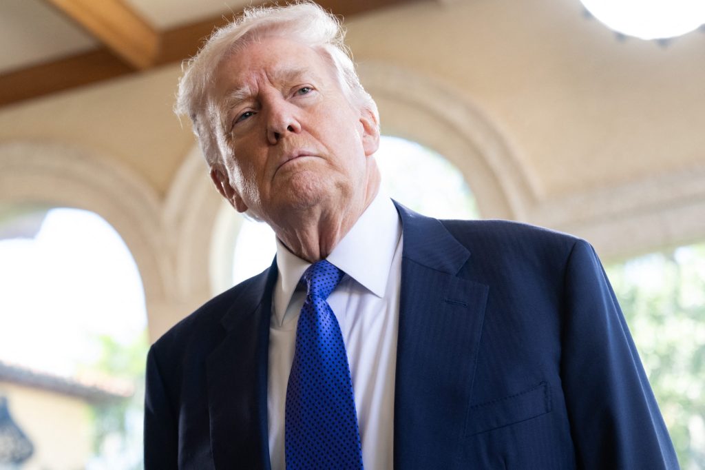 Trump's new OPM hires reportedly include 21-year-old, recent high ...