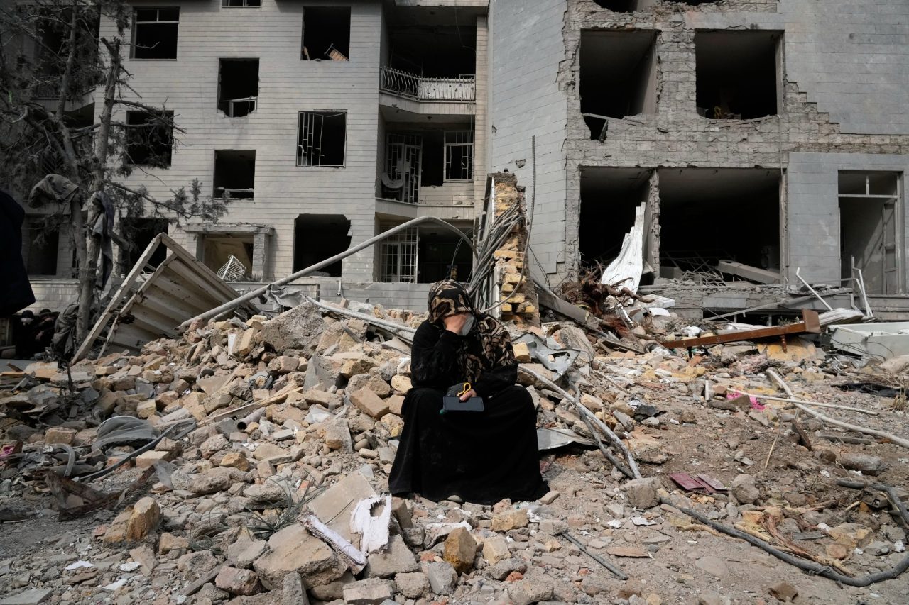 Iran's new Supreme Leader warns of 'opening other fronts' in first ...