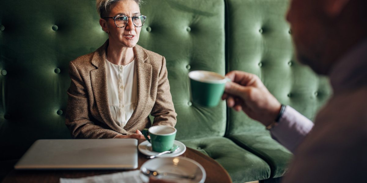 Boss uses a recruiter-approved coffee cup test in every interview—he ...
