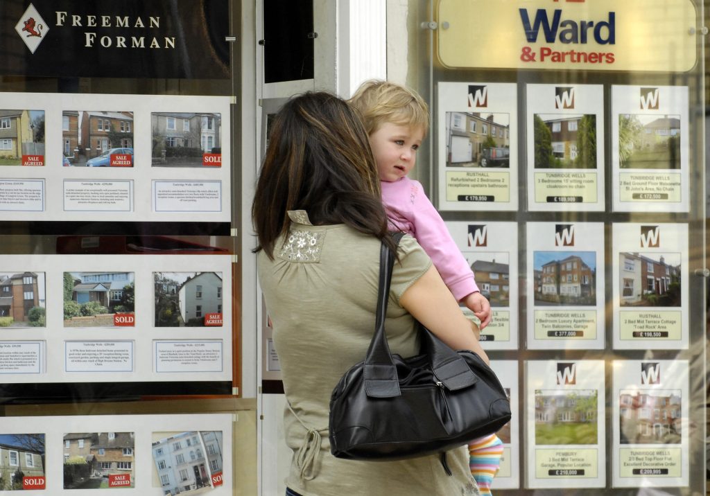 The worst housing market in years couldn't stop single women from ...