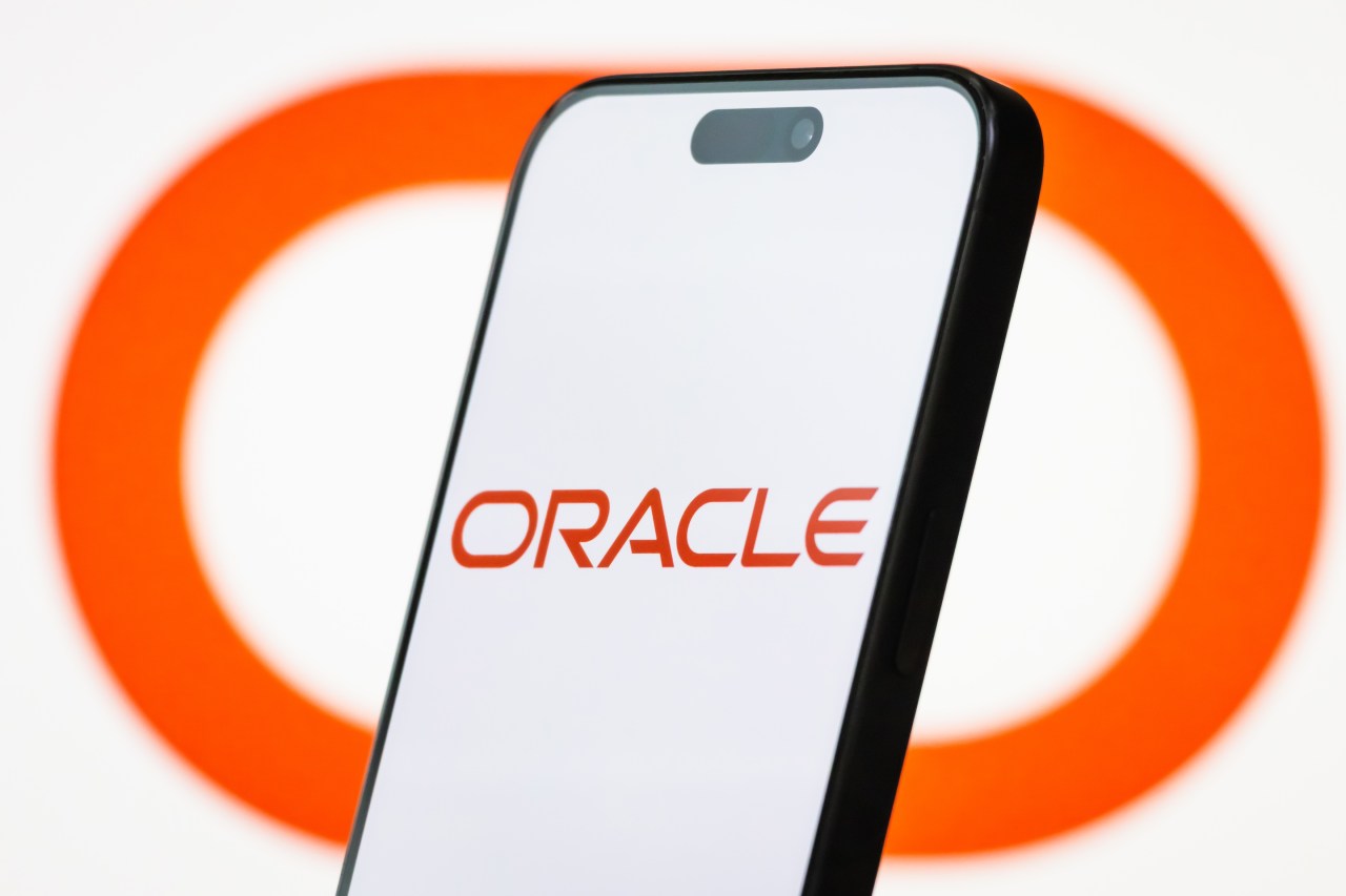Why Oracle’s new CFO Hilary Maxson is key to its AI ambitions | Fortune
