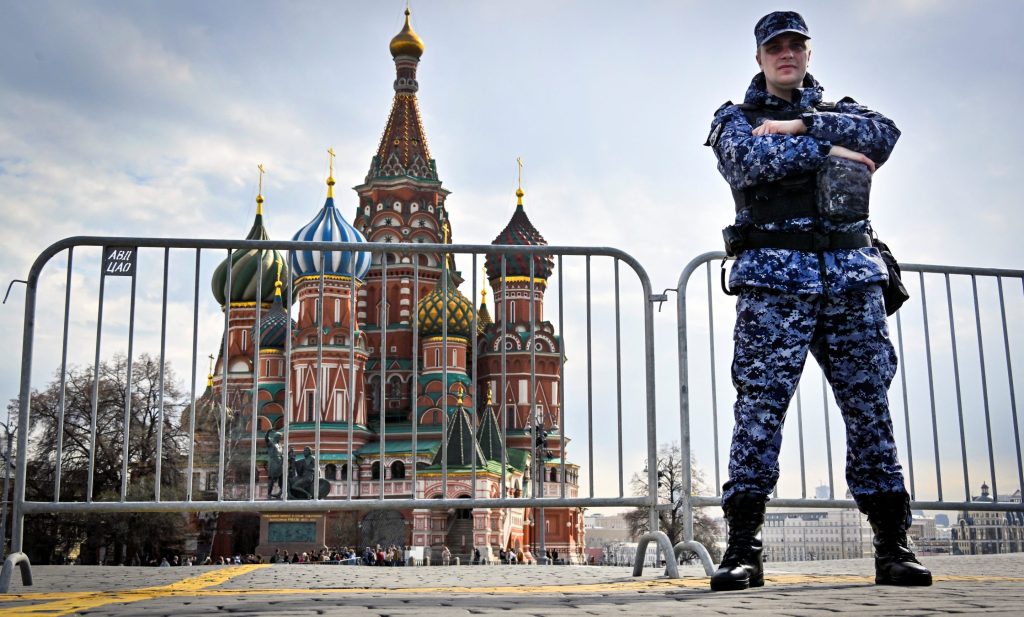 Russia's economy is much worse than it seems, and 'elites are ...