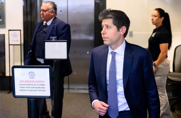 Sam Altman defends himself as a 'honest and trustworthy businessperson ...