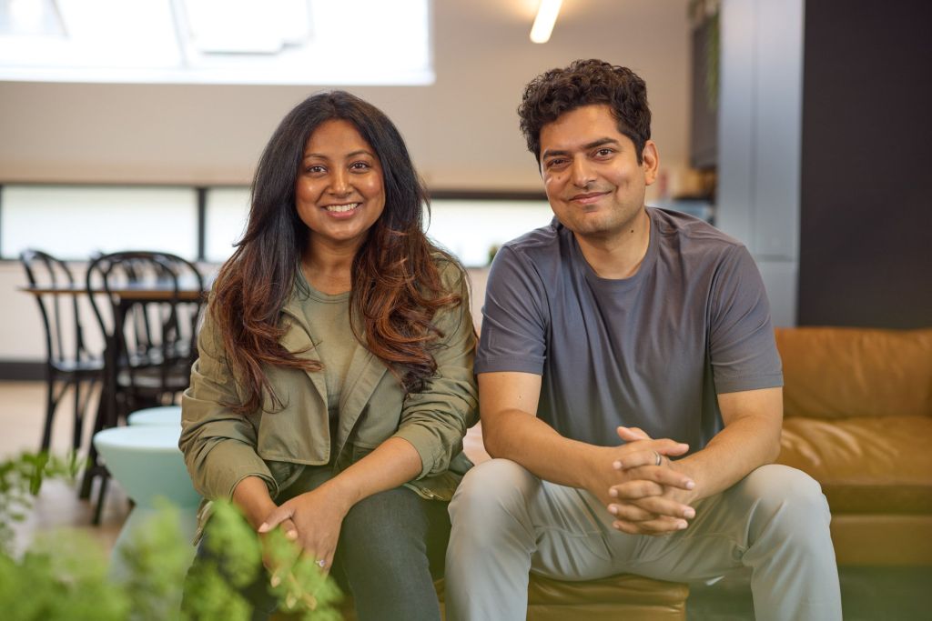 Exclusive: Apoha, startup pioneering AI based on liquid 'wave form ...